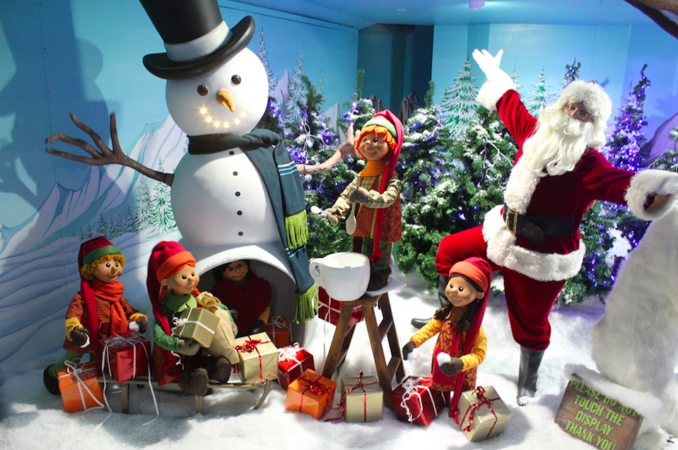 Santa Lands at Wookey Hole